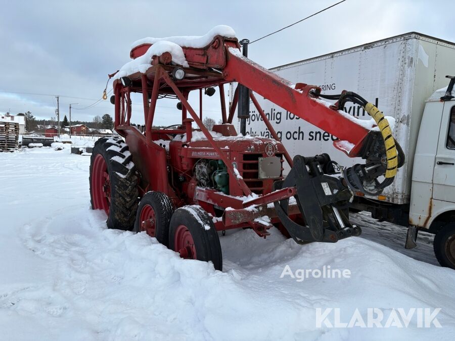 Prodaje se Volvo BM 350 traktor točkaš na aukciji