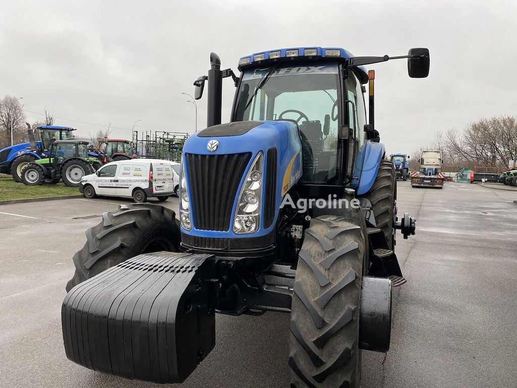 New Holland T8 traktor točkaš