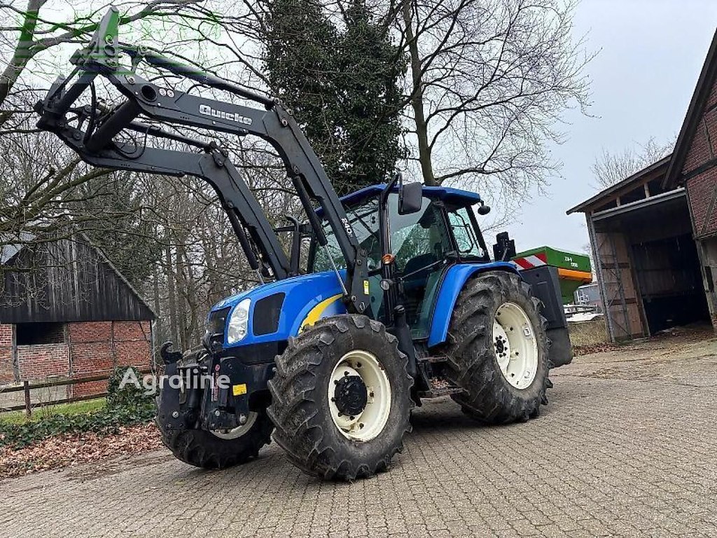 New Holland t5050 traktor točkaš