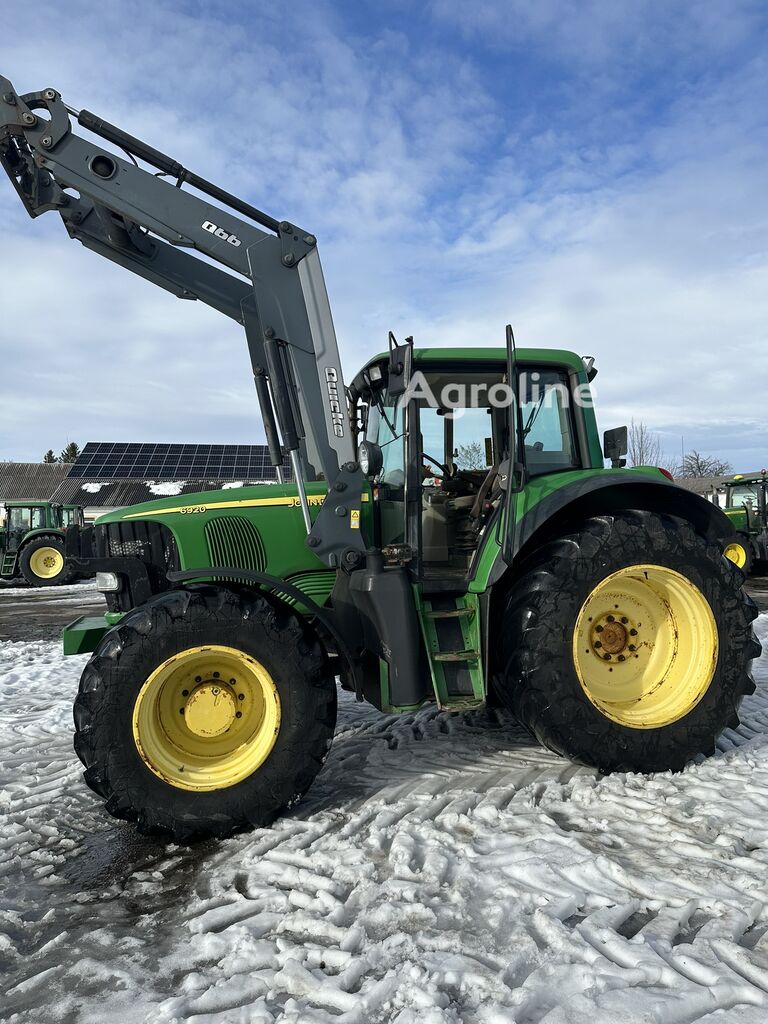John Deere 6920 traktor točkaš