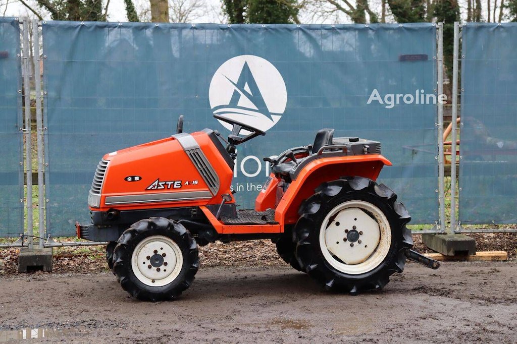 Prodaje se Kubota Aste A-15 traktor točkaš na aukciji