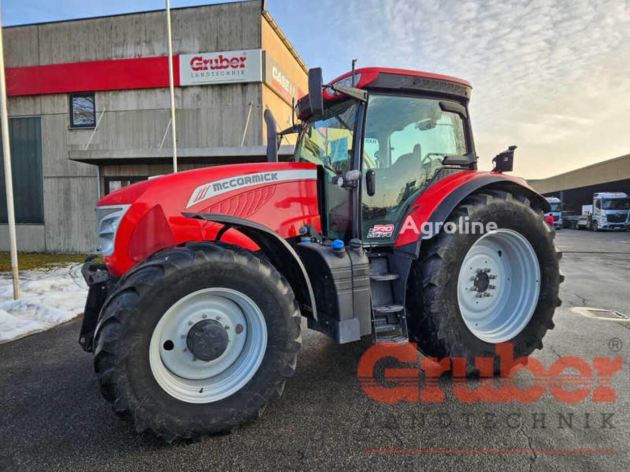 McCormick 7X.830 traktor točkaš