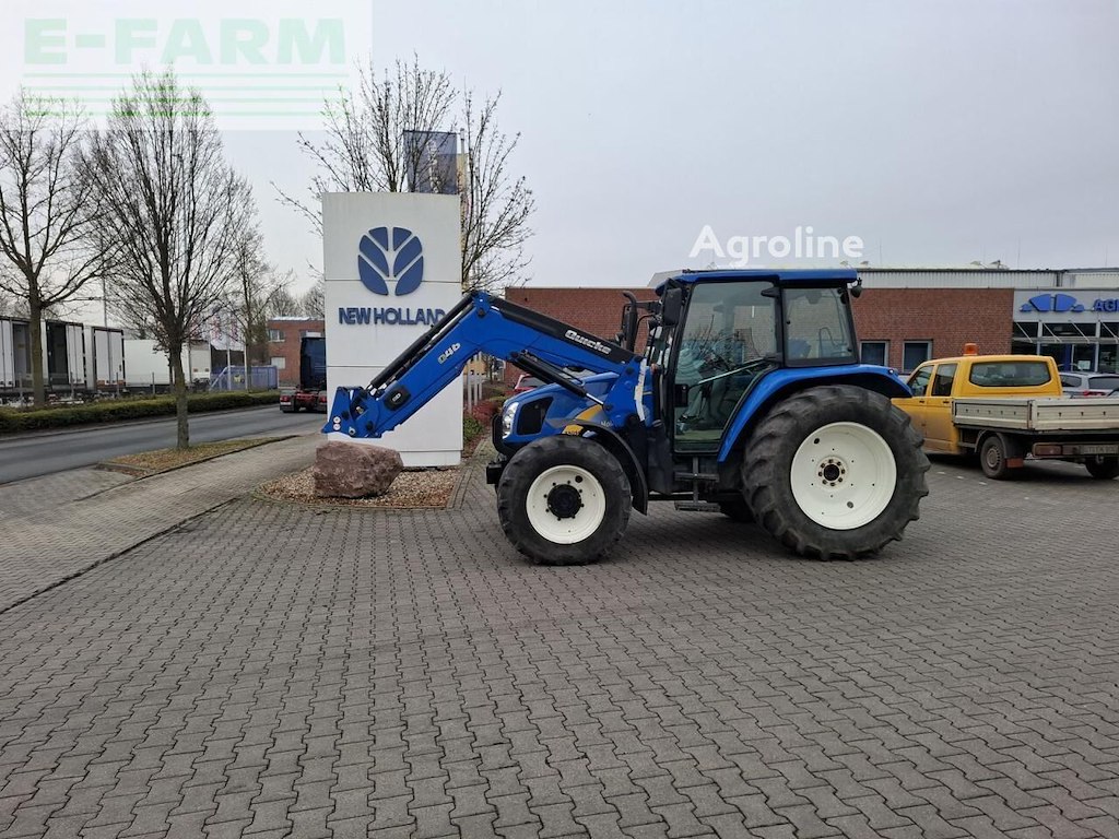 New Holland t5050 traktor točkaš