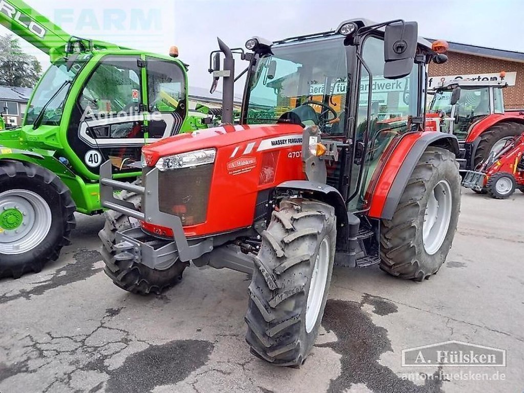 Massey Ferguson mf4707 cab 4wd traktor točkaš