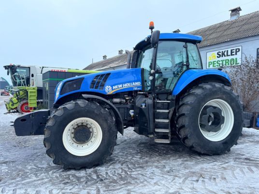 New Holland T8.360 traktor točkaš