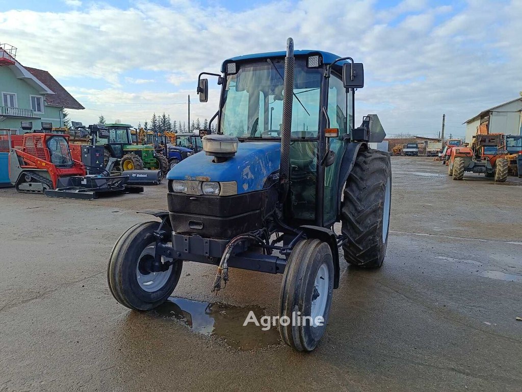 Prodaje se New Holland TN65D traktor točkaš na aukciji