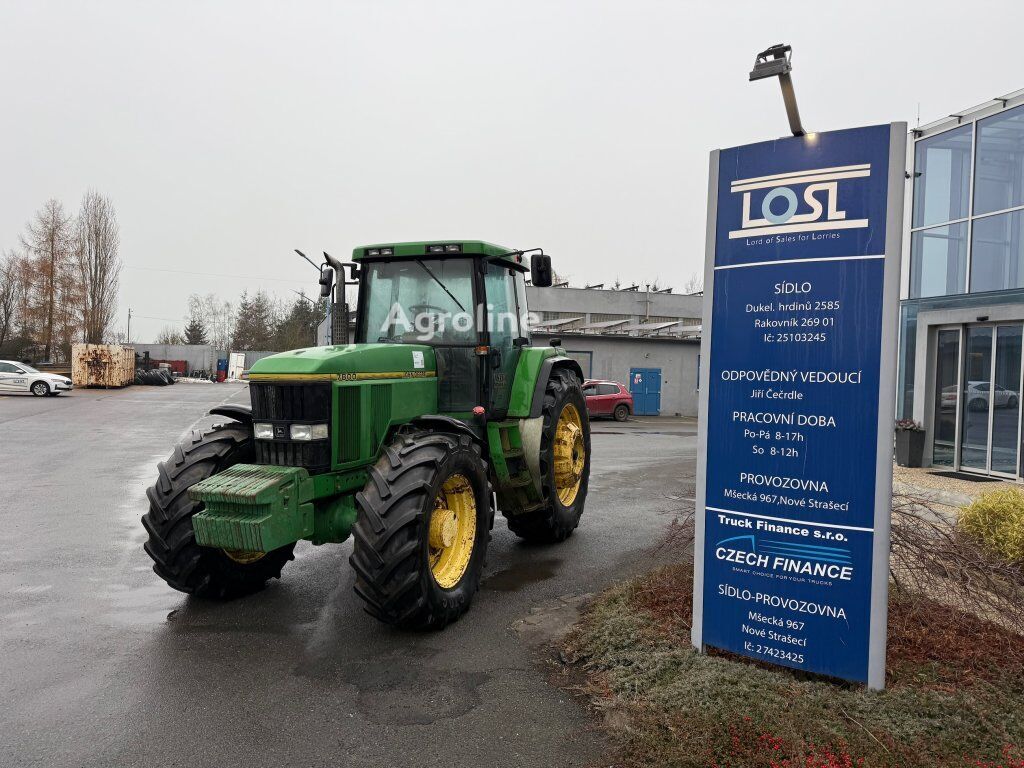 John Deere 7800 traktor točkaš