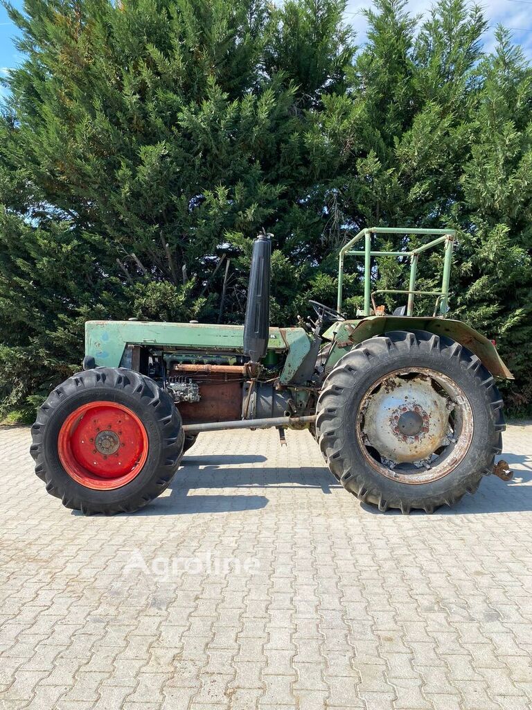Fendt traktor točkaš