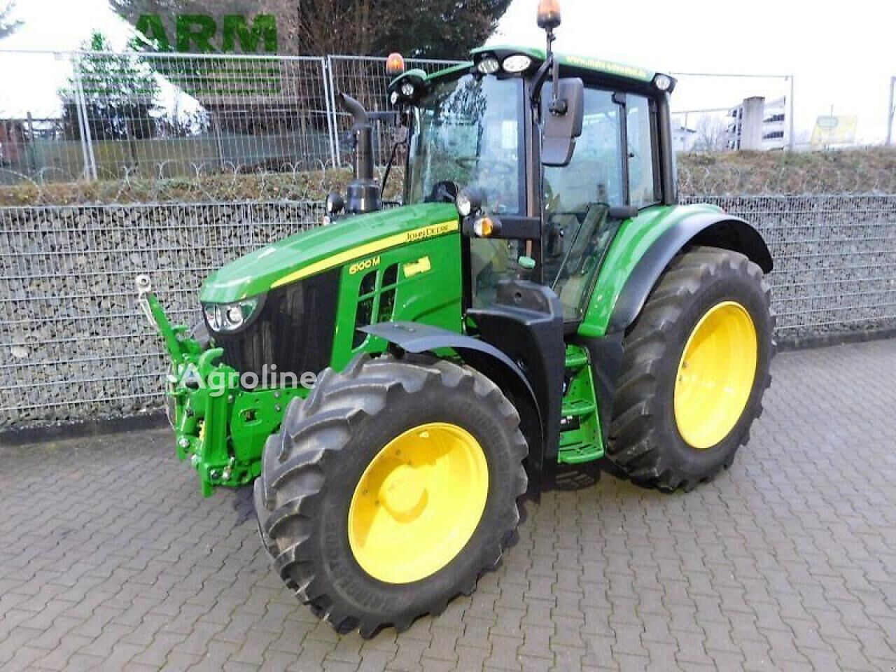 John Deere 6100m traktor točkaš