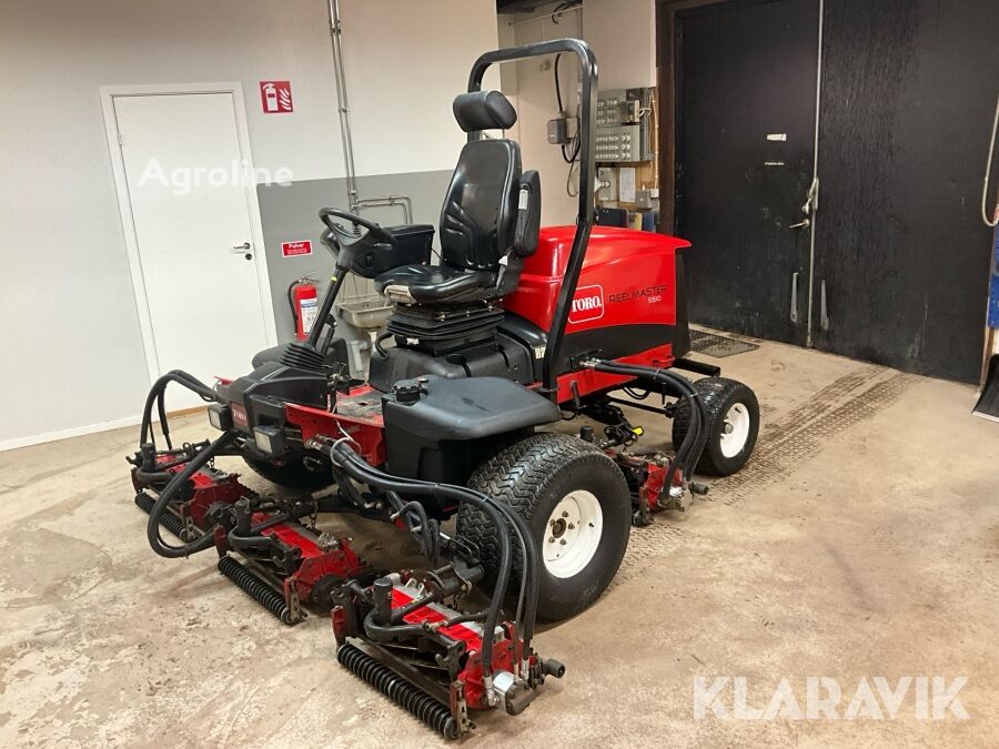 Prodaje se Toro Reelmaster 5510 traktor kosilica na aukciji