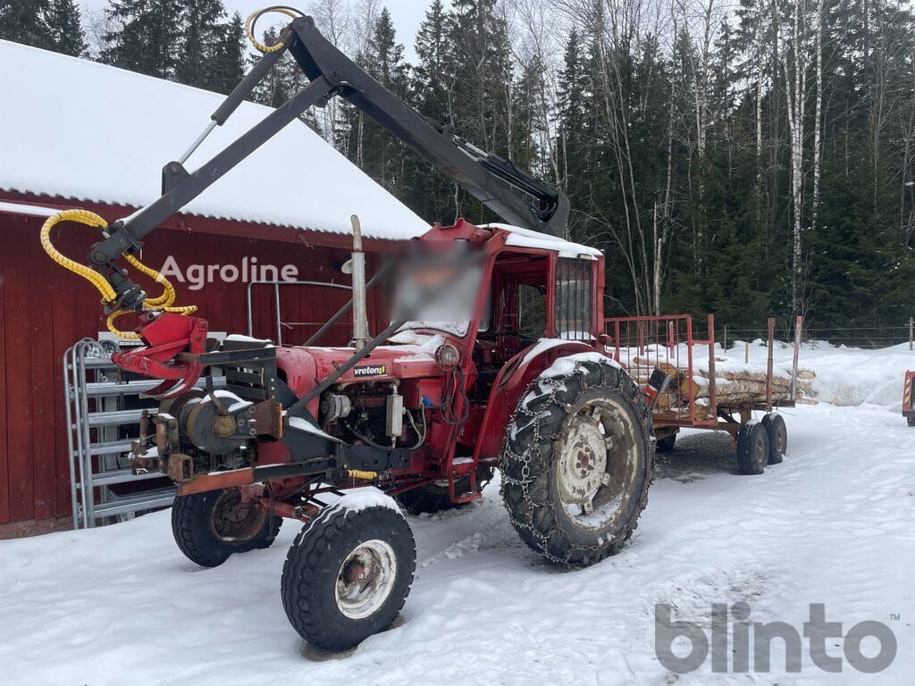 Prodaje se Nuffield 460 šumarski traktor na aukciji