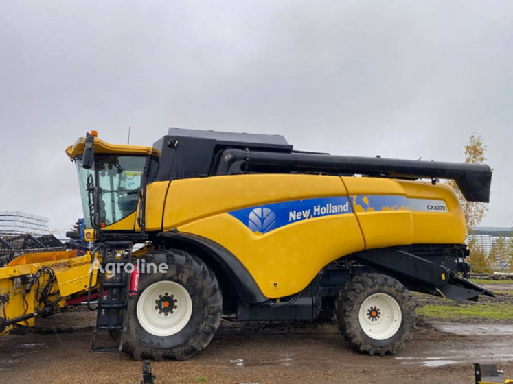 New Holland CX 8070 + 7.6m header kombajn za žito