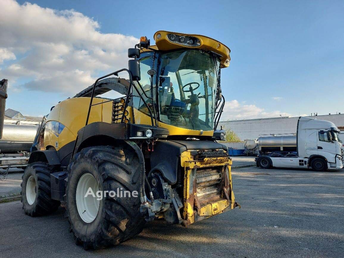 New Holland FR850 kombajn za žito