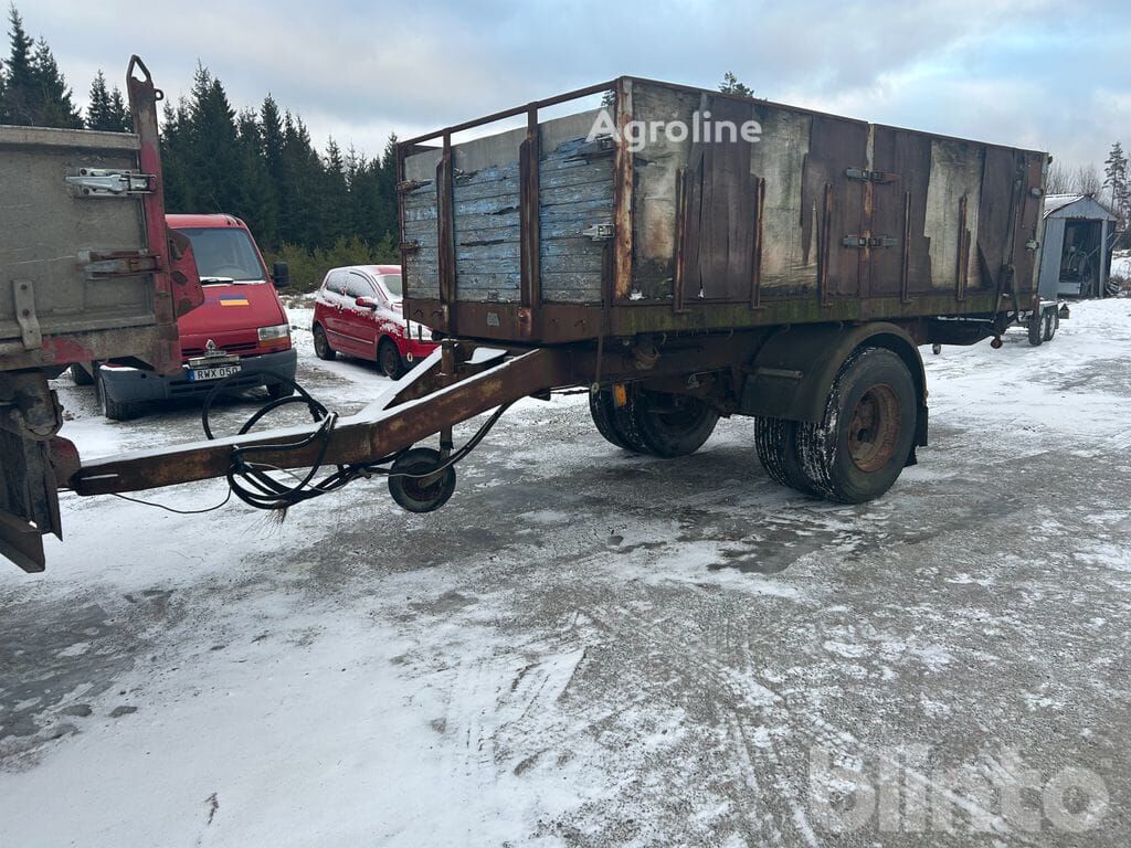 Prodaje se Briab traktorsku prikolicu na aukciji