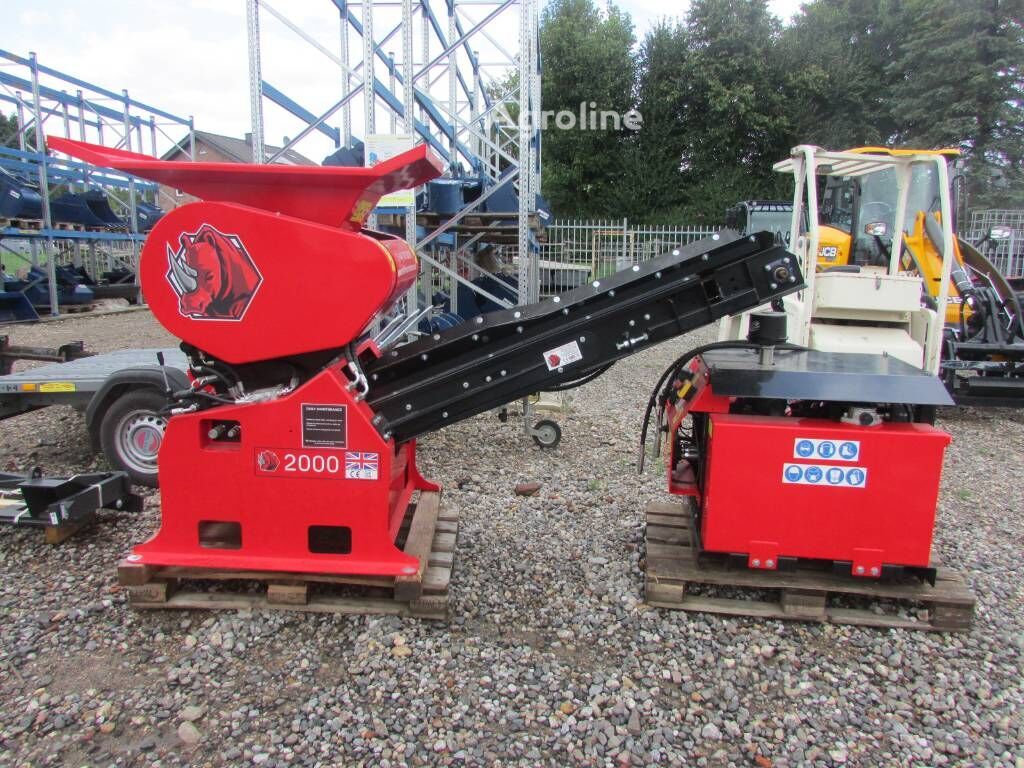 Nova Rhino Red 2000 Brecheranlage mit RedRhino Powerpack drobilica za drvo