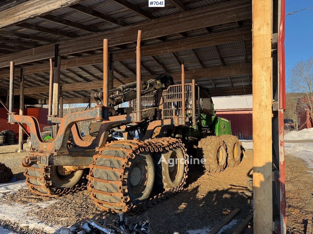 John Deere 1910E forvarder
