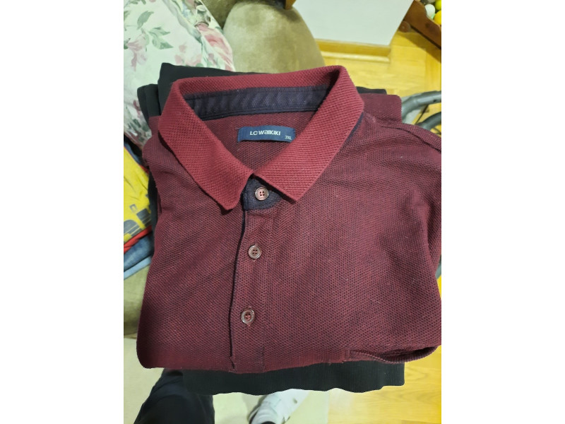 Divna bordo majica vel.3XL, kao nova