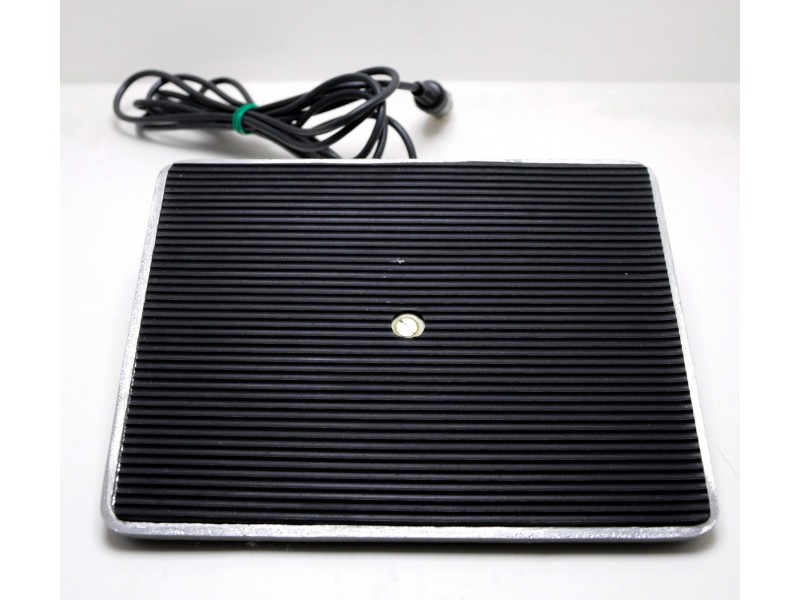 Uher F261 Pedala