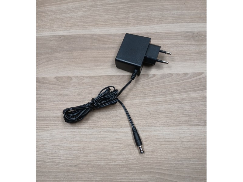 Ispravljač Adapter Punjač AC-DC 12V 1.5A
