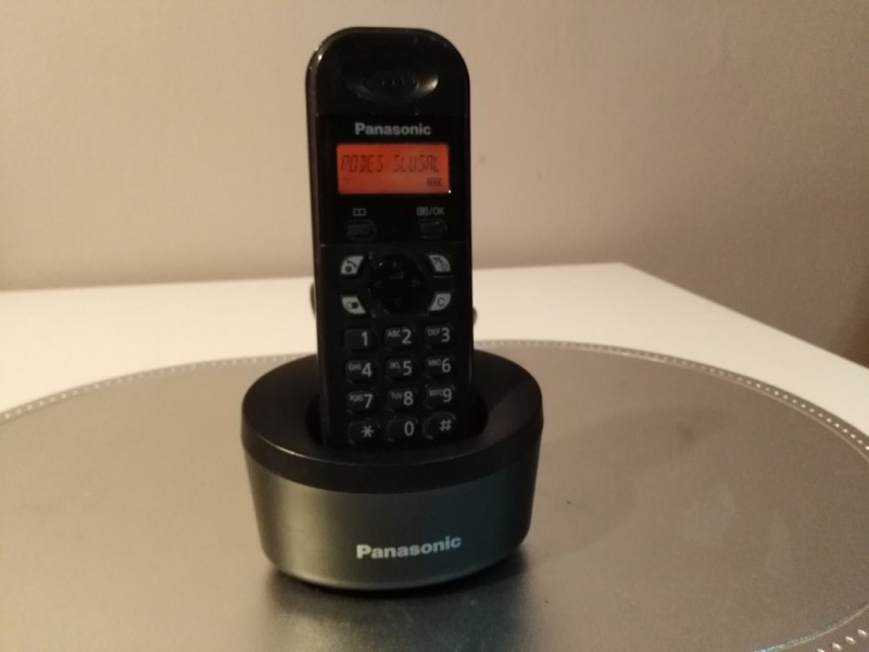 Panasonic bezicni telefoni Kxtg1311fx,Ispravan.