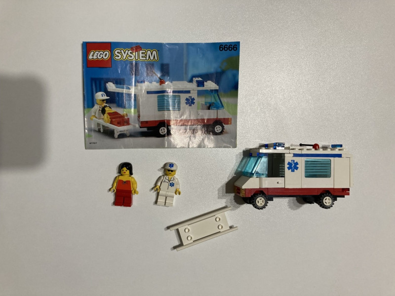 Lego Town Ambulance 6666