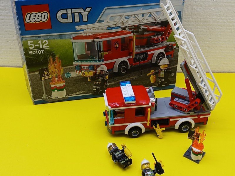 LEGO - City Vatrogasni kamion LE60107