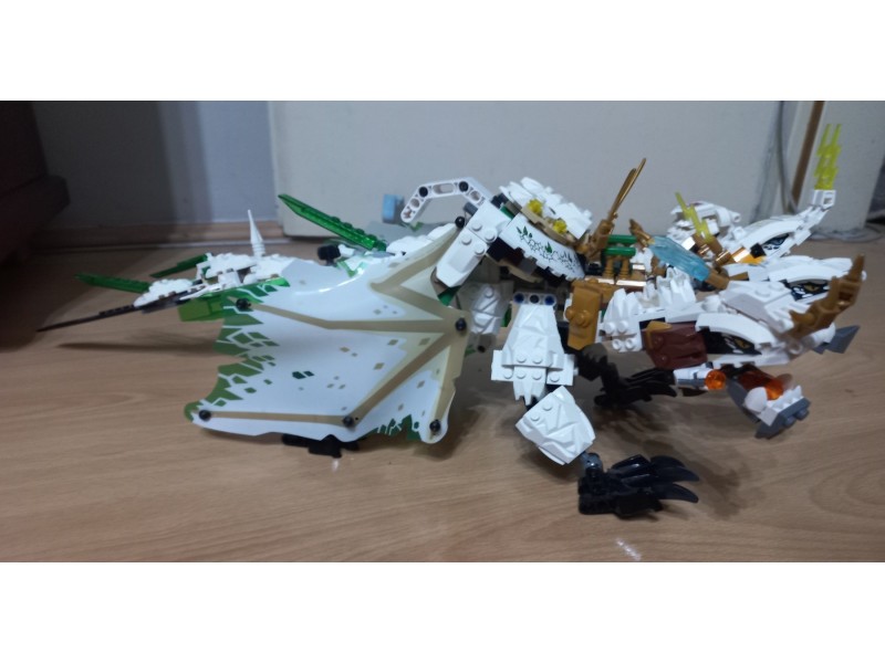 LEGO NINJAGO Legacy The Ultra Dragon 70679 nekompletan