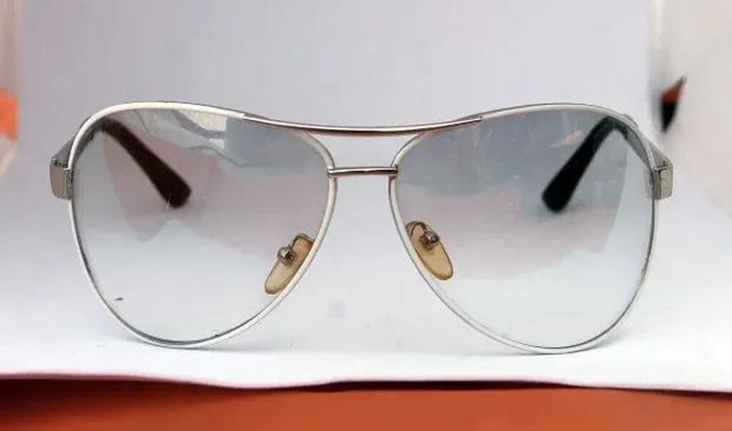 Vintage Aviator Transparent naočare za sunce. Izuzetno artaktivan -
