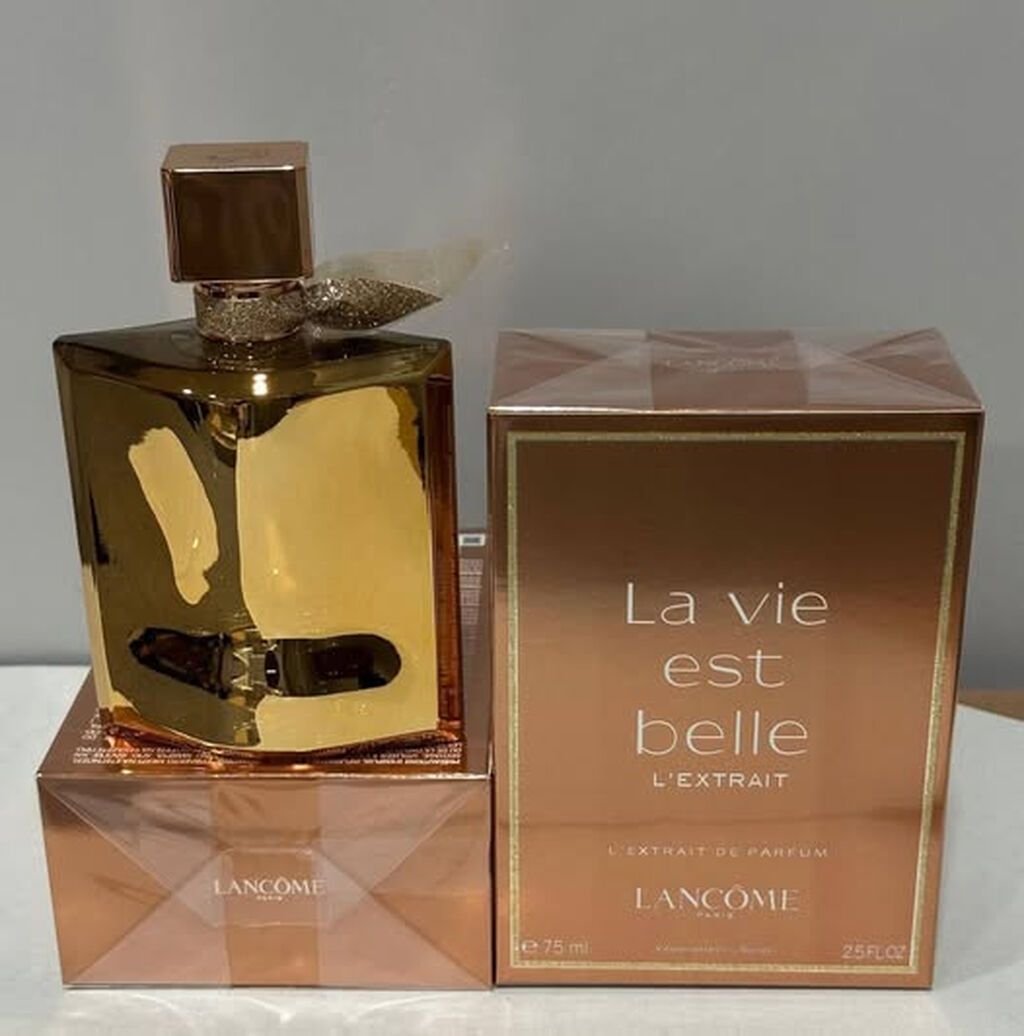 Na slici je Lancôme La Vie Est Belle L'Extrait de Parfum, luksuzno i
