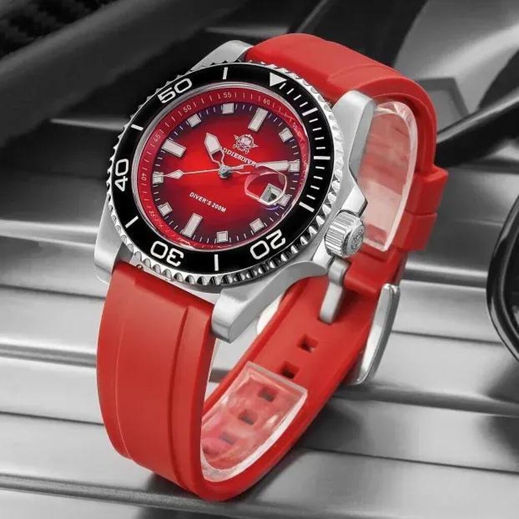 ADDIESDIVE AD2089 - 41mm - Crvena / Silikon ADDIESDIVE AD2089 - 41mm