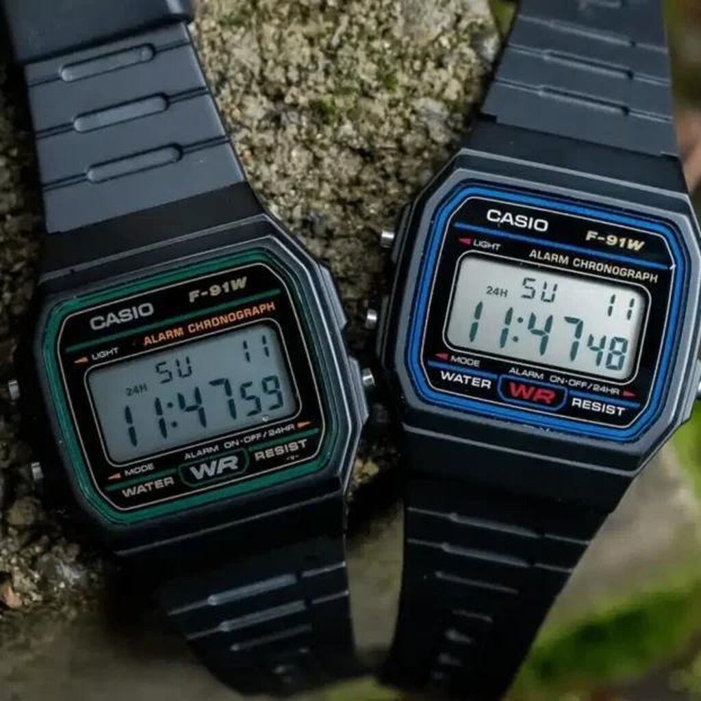Casio F-91W-3 Potpuno NOV sat Casio F-91W-3, dolazi u originalnoj