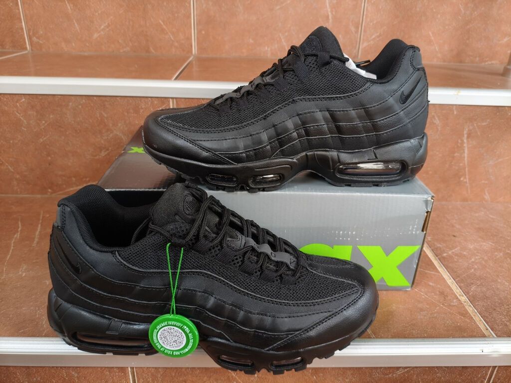Nike Air Max 95 ALL BLACK+Nike Pakovanje-NOVO-41-46! Uzivo su jos