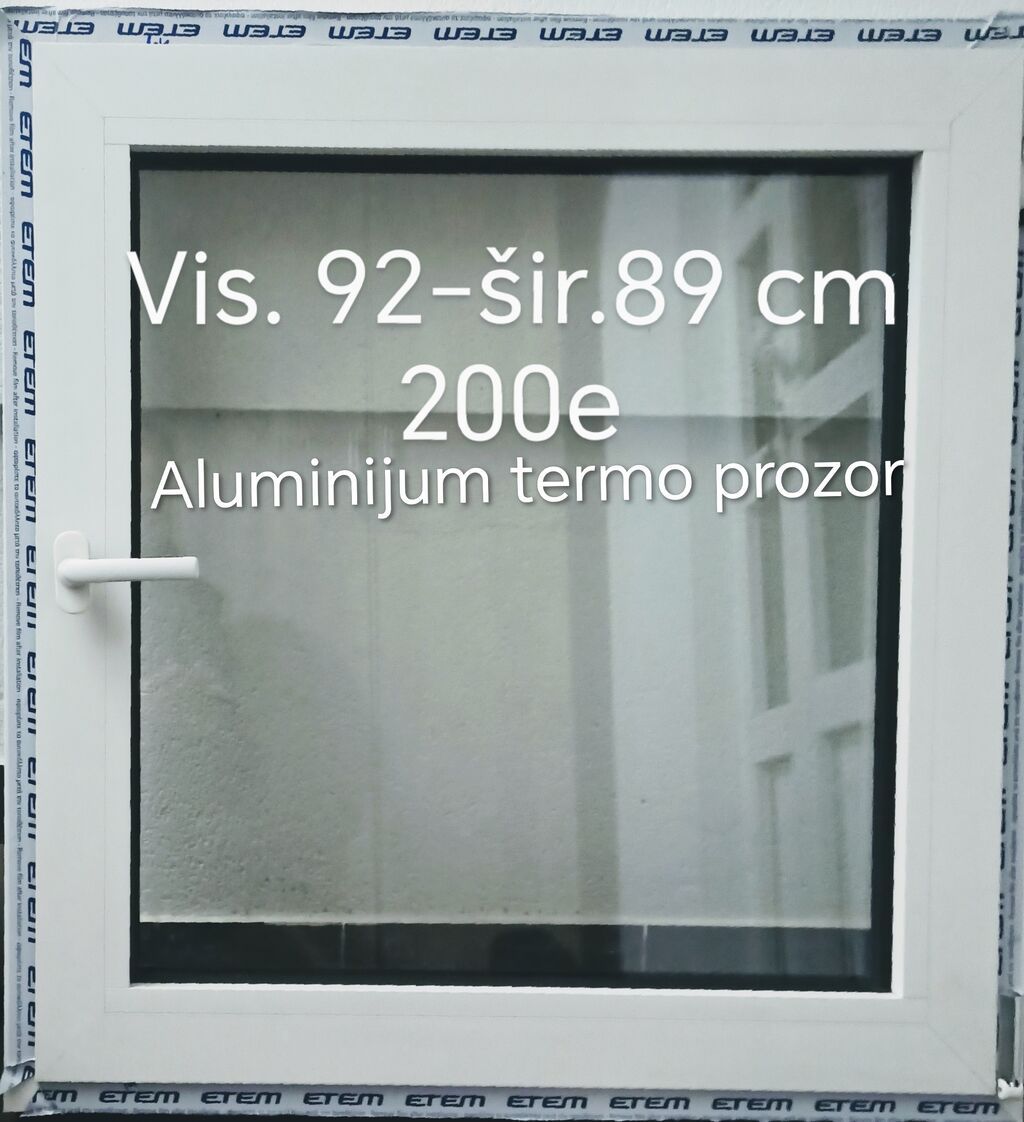 Aluminijumski termo prozor - Dimenzije: visina 92 cm, širina 89 cm -