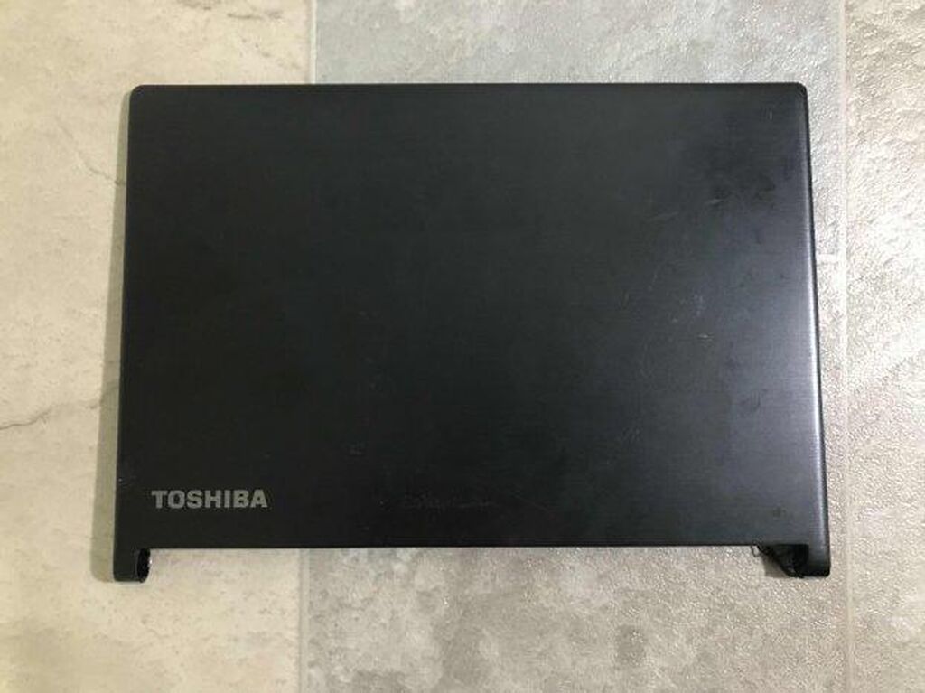 Gornje kuciste za Toshiba Portege A30-C-1D0. ✨ Ispravno