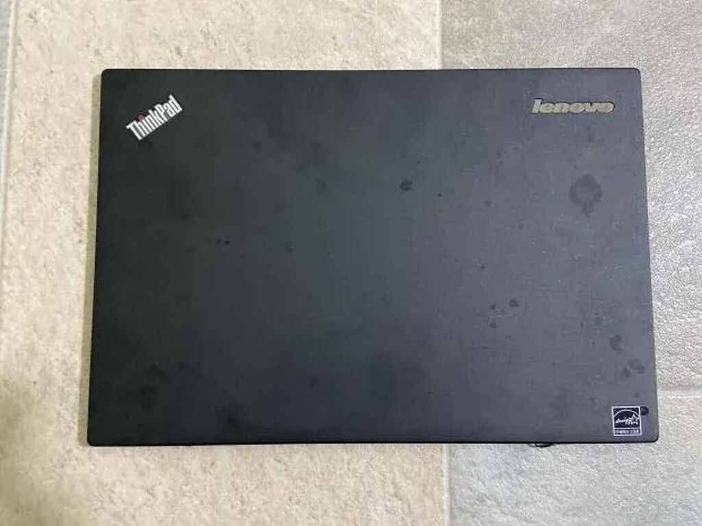 Gornje kuciste za Lenovo X240. ✨ Ispravno