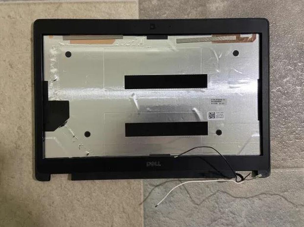 Gornje kuciste za Dell E5480. ✨ Ispravno