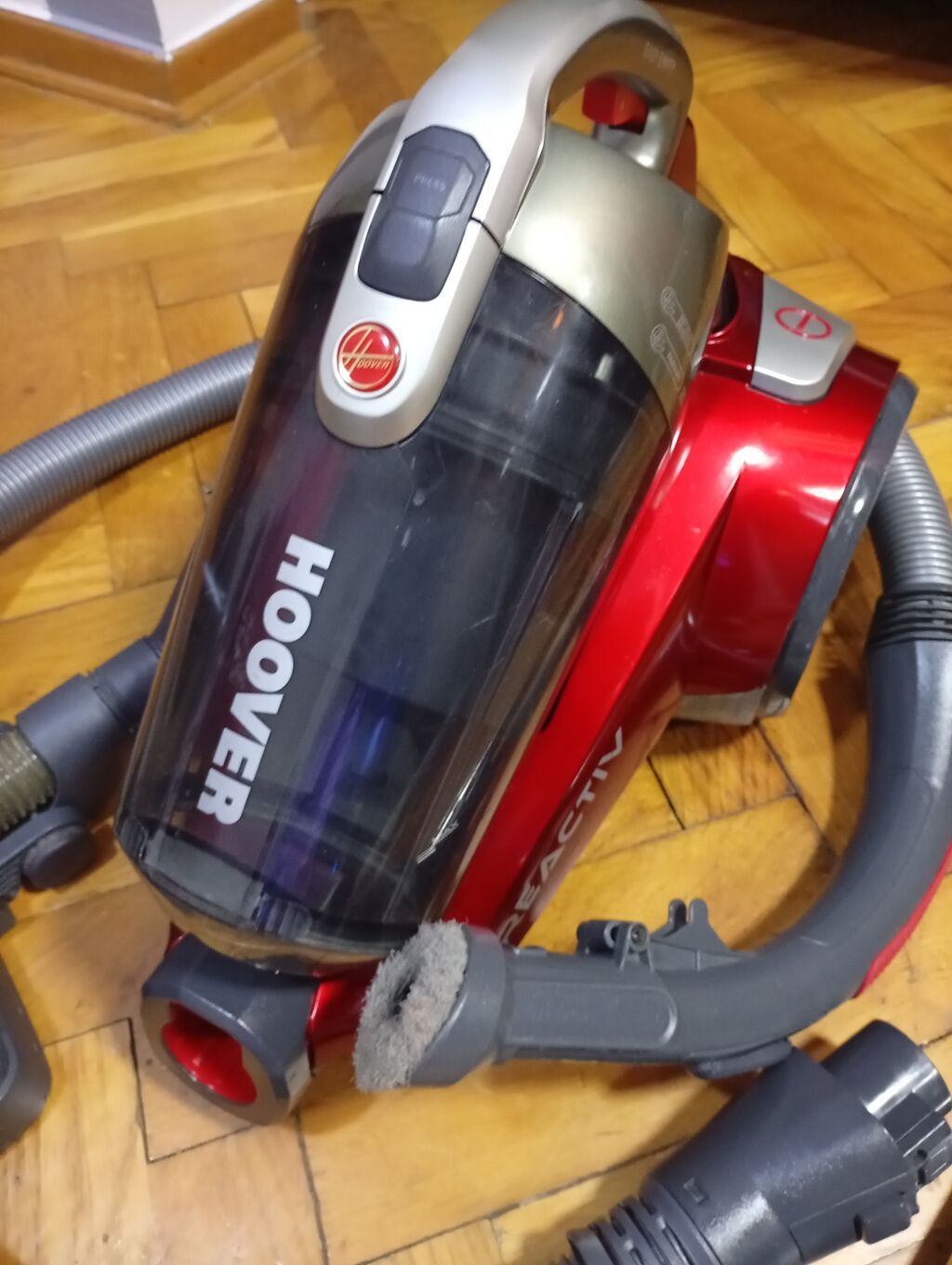 Hoover usisivač bez kese – model RC81 RC25011, 800 W - Ciklonska