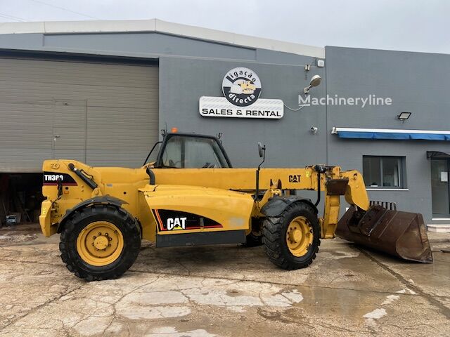 Caterpillar th360B teleskopski utovarivač