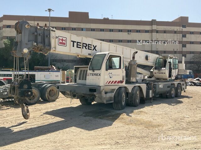 Prodaje se Terex T775 dizalicu za sve terene na aukciji