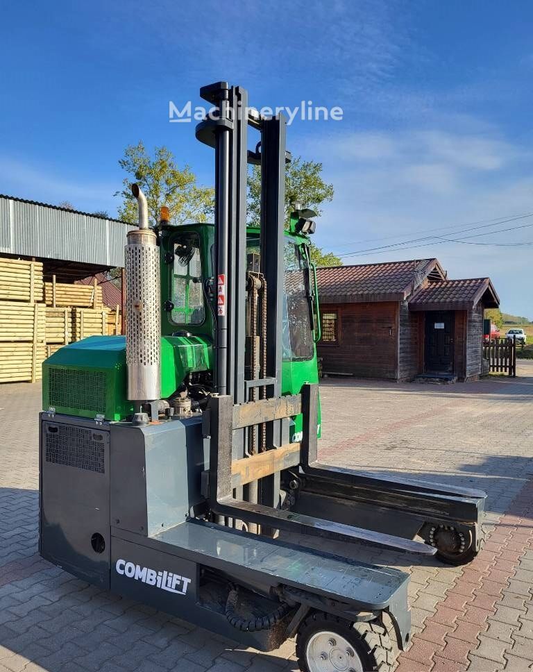 Combilift C3000 bočni viljuškar