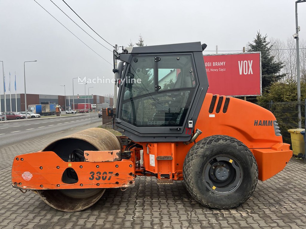 Hamm 3307 kompaktor s jednim valjkom