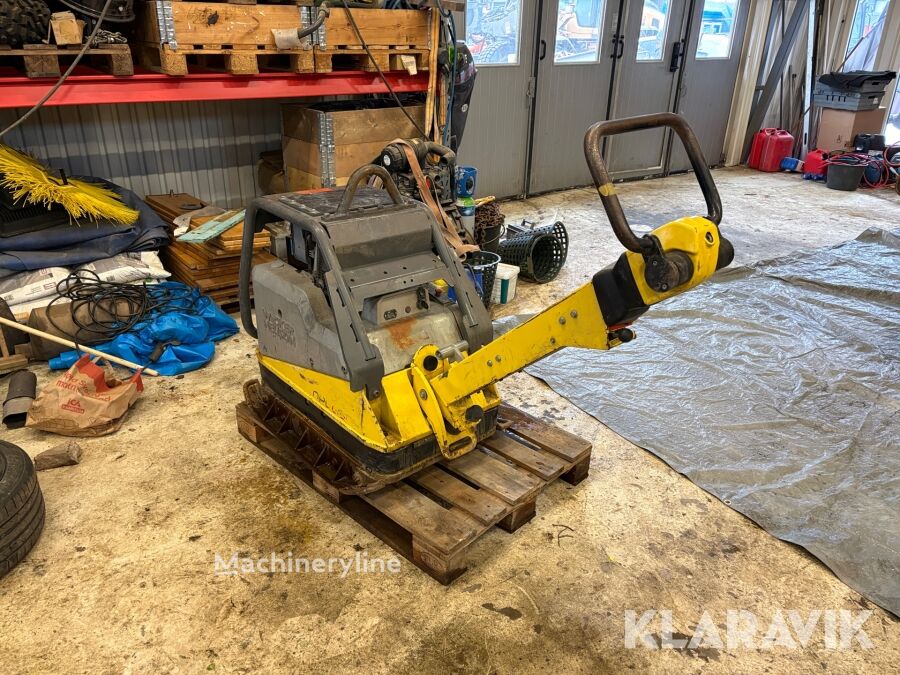 Prodaje se Wacker Neuson DPU 6555 vibro ploču na aukciji