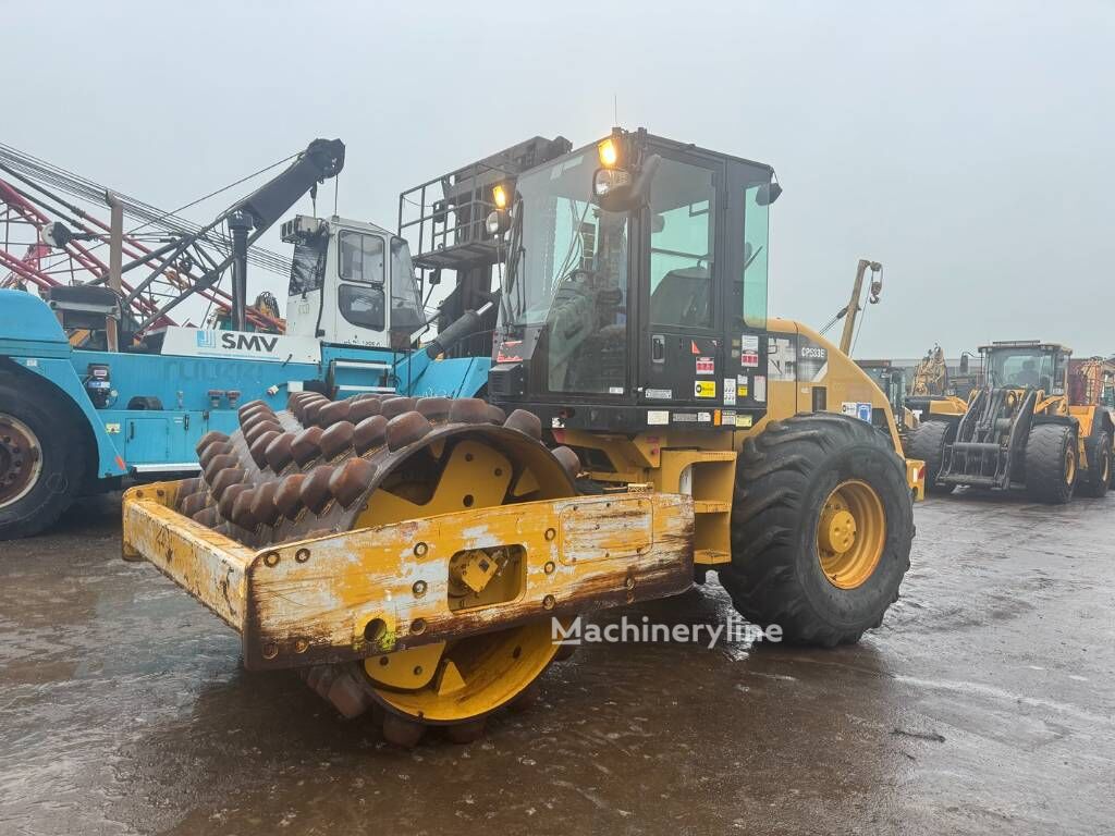 Caterpillar CP 533 E kompaktor