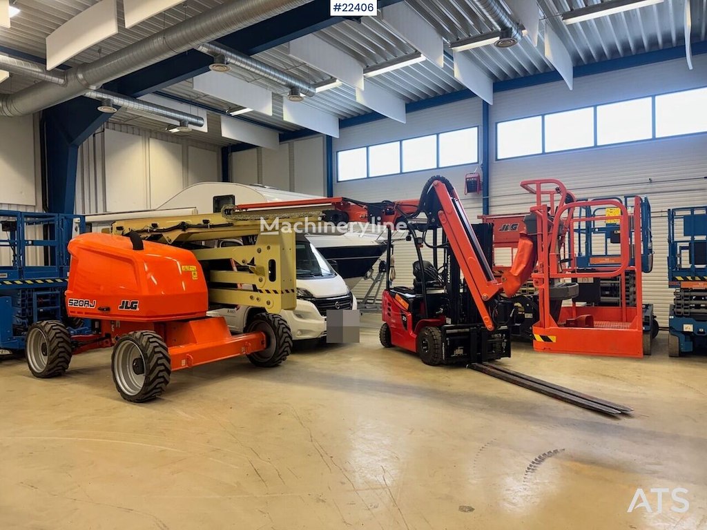 JLG 520AJ HC3 Bomlift – 4x4 - 251 Timer! hidraulična zglobna platforma