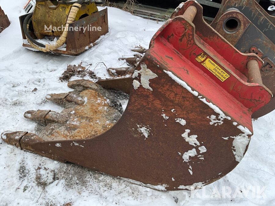 Prodaje se Tandskopa RF med S60 fäste kašiku za prednje utovarivač na aukciji
