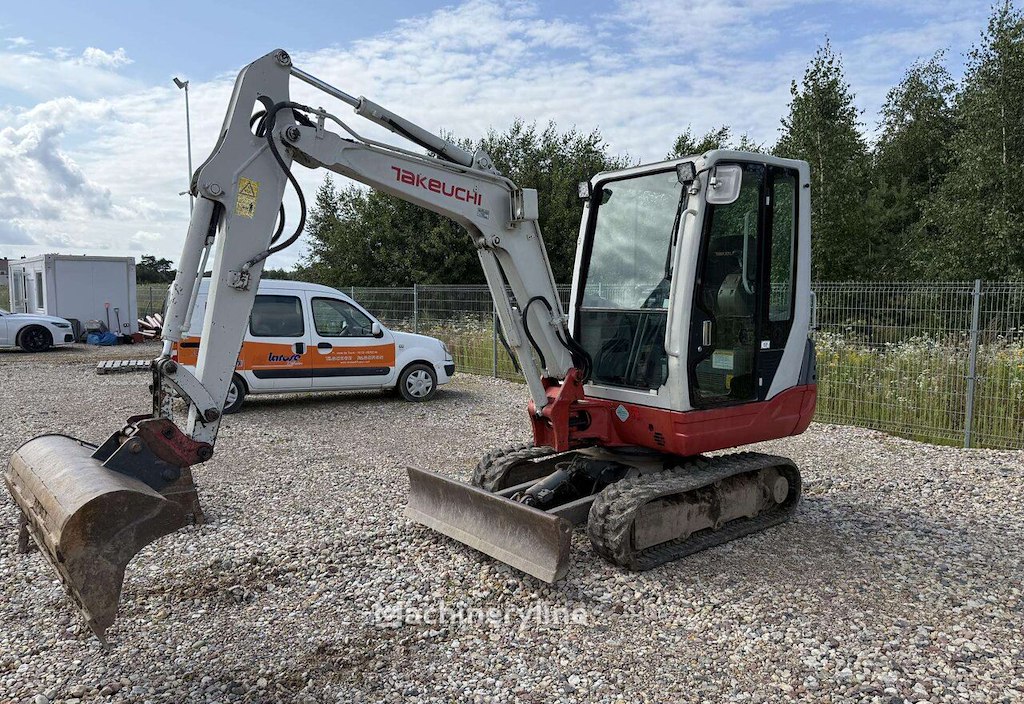 Takeuchi TB228 FRANCE kašika za mini bager