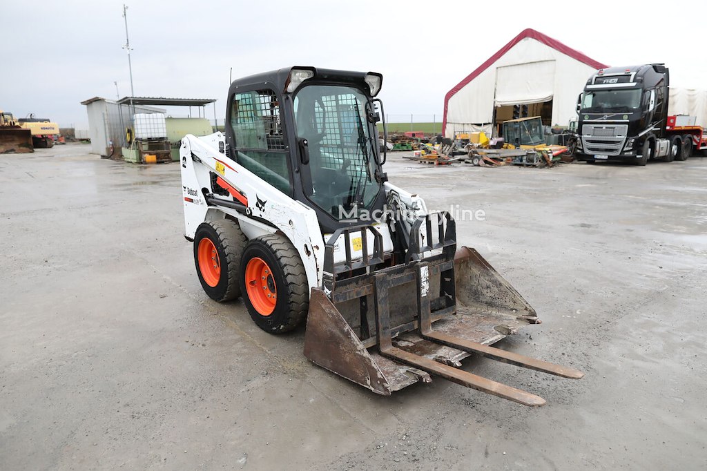 Bobcat S450 mini utovarivač