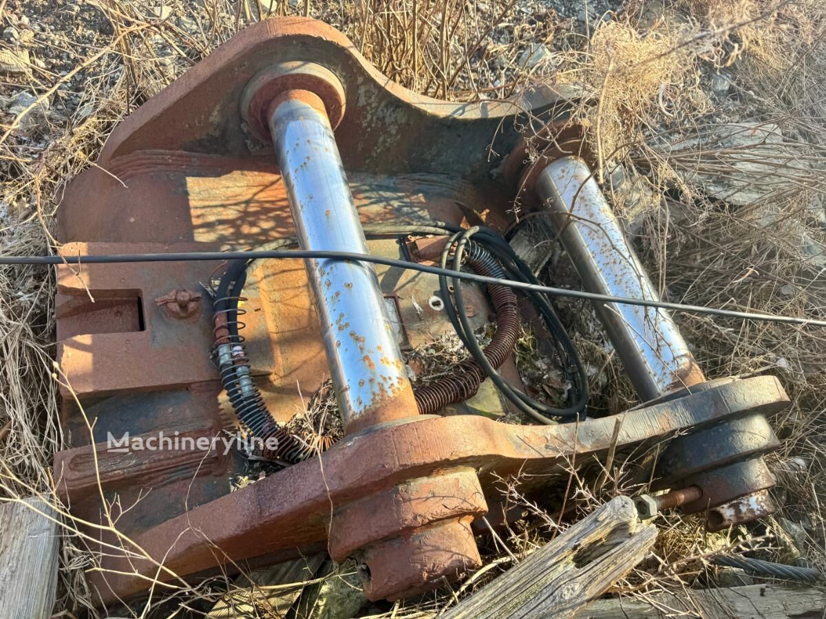 Prodaje se Klepp Mek Andre Klepp Mek 100 T - 400 KN Feste brzu spojnicu za građevinske mašine na aukciji