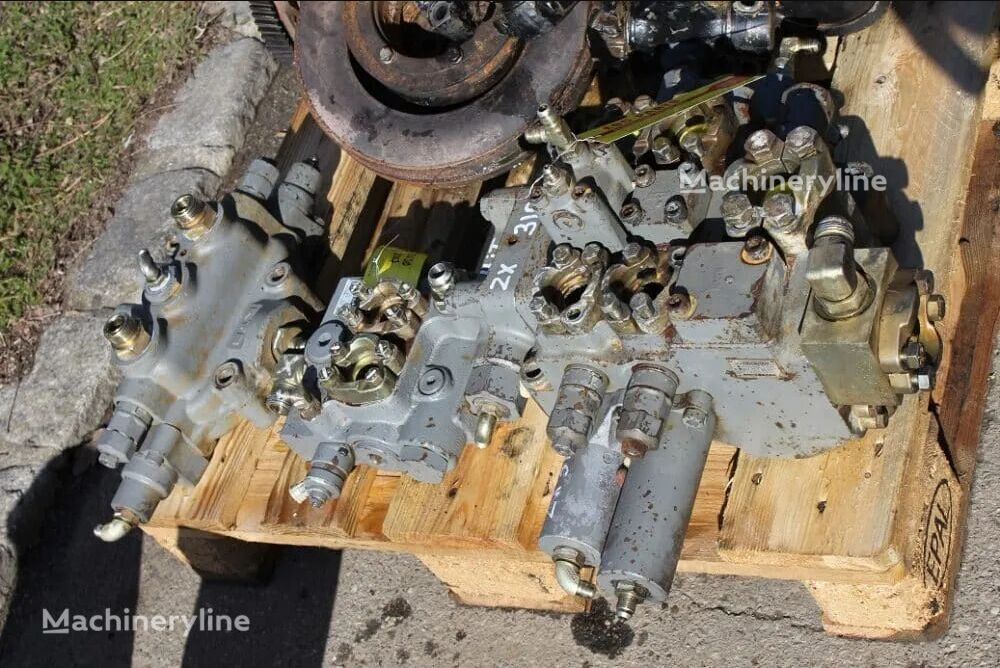 Pentru Încărcător Frontal hidraulični razvodnik za Fiat-Hitachi ZW 310-11 građevinske mašine