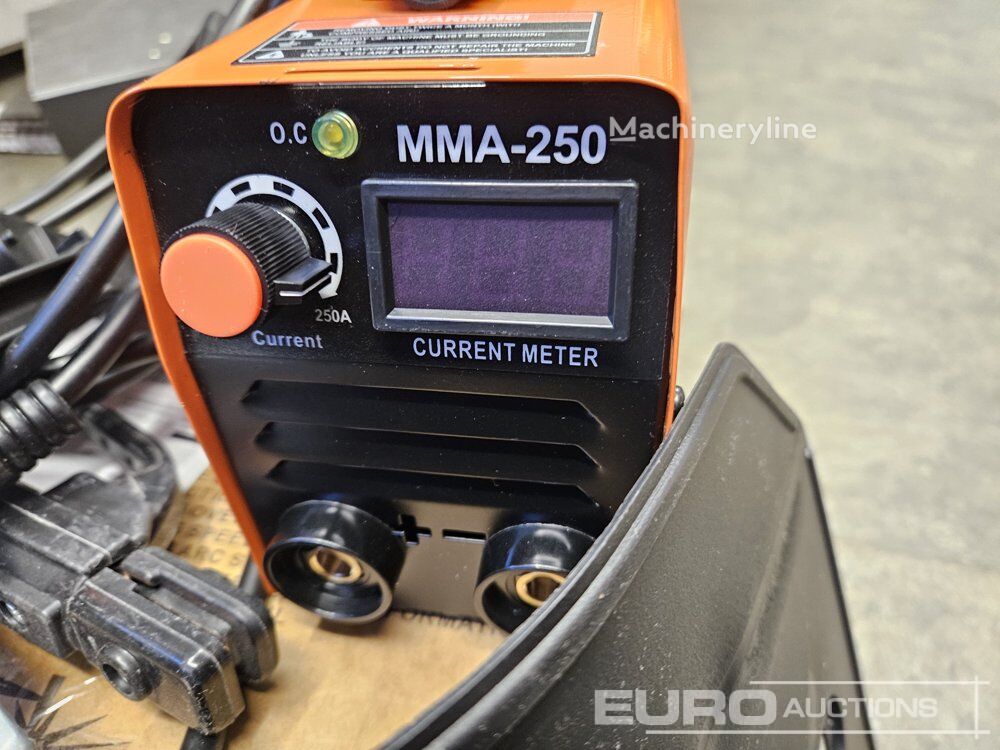 Prodaje se 2026 Portable Heavy Duty Welding Machine Set, LED Digital Displa aparat za zavarivanje na aukciji